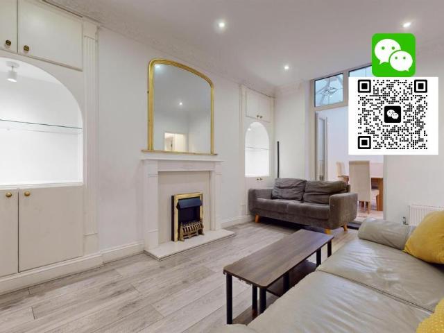 Redcliffe Square, Chelsea SW10 2 bed flat to rent £2,895 pcm £668 pw