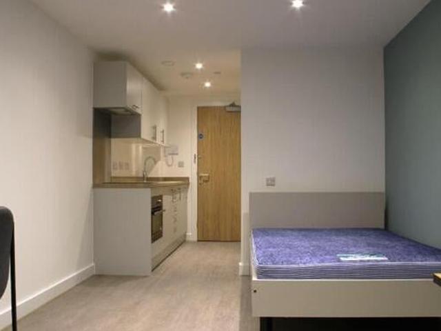 Redcross Street, Bristol, Studio Flat For