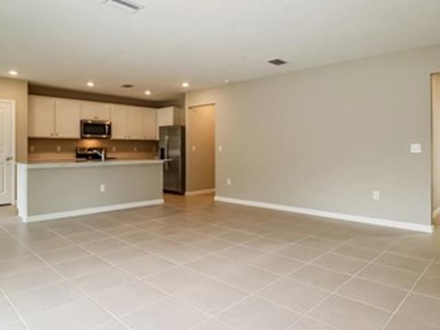 Redding Pointe McNair