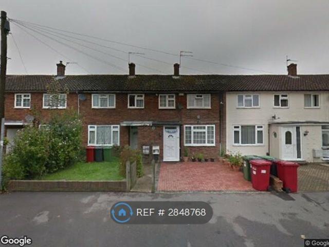 Reddington Drive, Slough SL3, 4 bed terraced house to rent, £2,200 pcm | PrimeLocation
