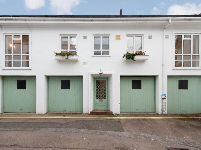 Rede Place, Notting Hill, London W2, 2 bed flat to rent, £3,000 pcm | PrimeLocation