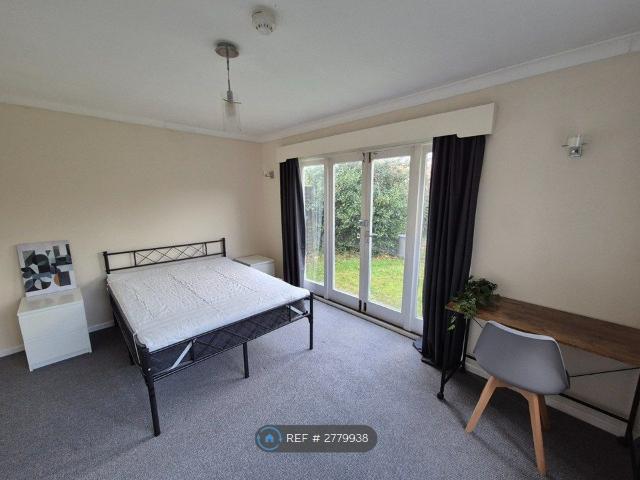 Redfern Close, Cambridge CB4, Room to rent, £575 pcm | PrimeLocation