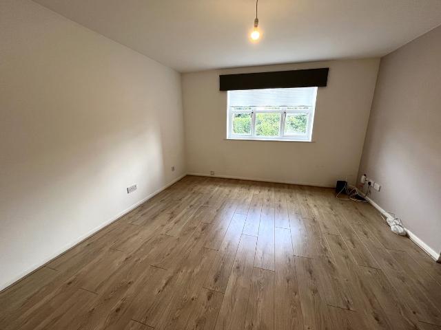 Redford Close, Feltham TW13, 2 bed flat to rent, £1,700 pcm | PrimeLocation
