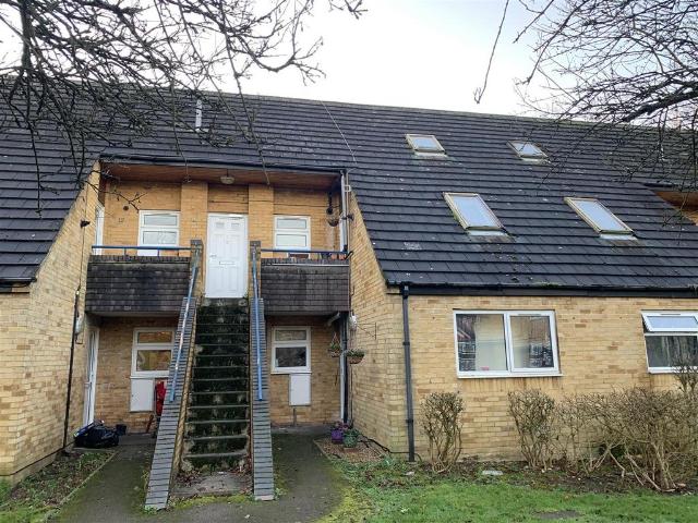 Redhall Close, Hatfield, AL10 9EQ 1 bed apartment to rent £1,150 pcm £265 pw