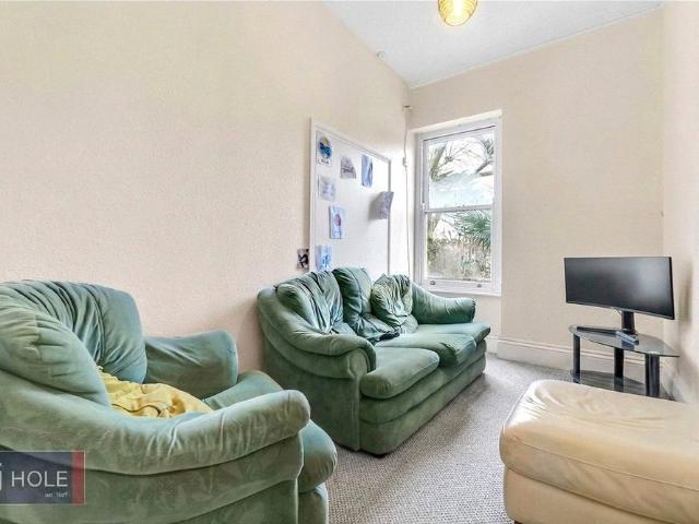 Redland Court Road