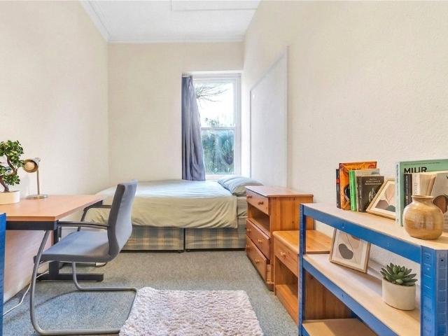 Redland Court Road