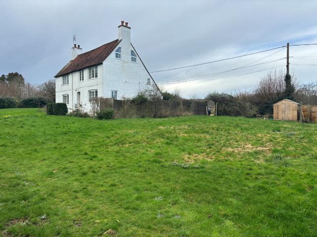 Redlands Lane, Robertsbridge TN32, 4 bed detached house to rent, £2,300 pcm | PrimeLocation