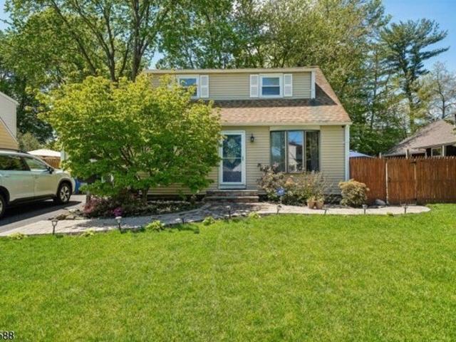 Redmont Rd, North Plainfield, Home For Sale