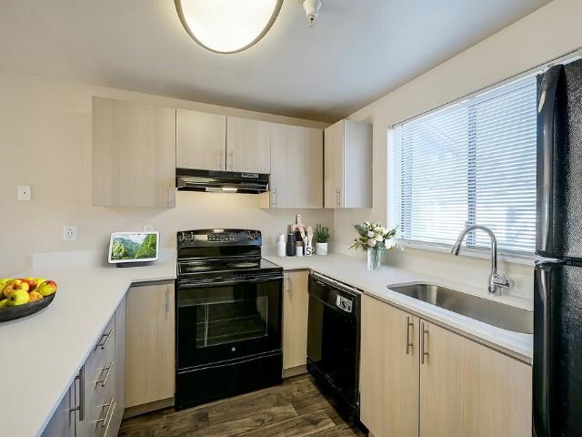 Redmond Hill 2 Bedroom Apartment for Rent at 6110 186th Pl Ne, Redmond, WA 98052 Southeast Redmond