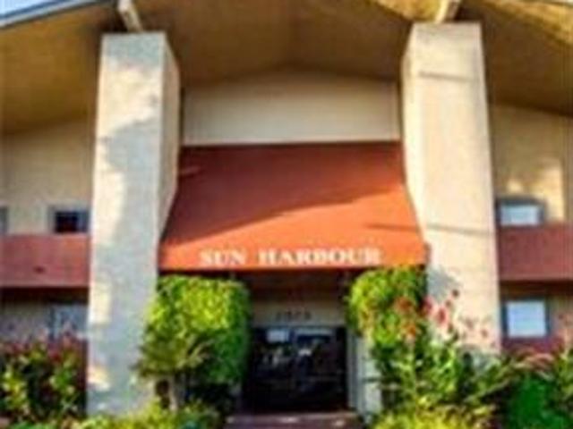 Redondo Beach $2695. 2+2, pool