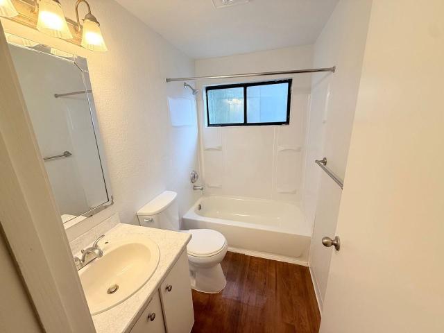 Redondo Terrace: Renovated Units, W/D in Unit, Private Balcony, Fireplace 2 Bedroom Apartment for Rent at 29421 Pacific Hwy S, Federal Way, WA 98003