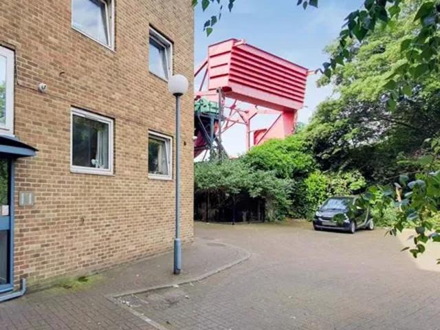 Redriff Road, Surrey Quays, London, SE16 7WG, United Kingdom | 2 bed apartment for rent #139070354 | Rentberry