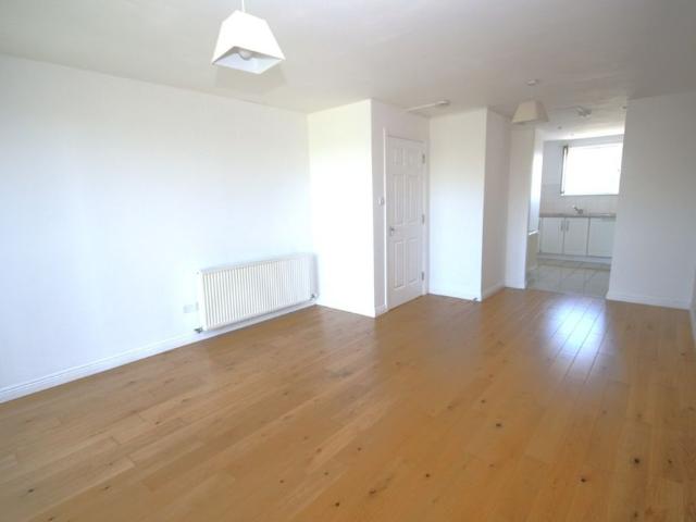 Redshank Avenue, 2 Bed Modern Unfurnished Apartment, Ferry Village – Available 06/05/2026