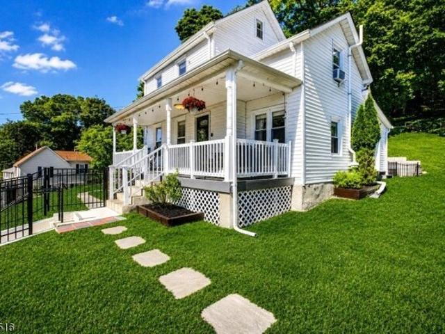 Reeve Ave, Bloomingdale, Home For Sale