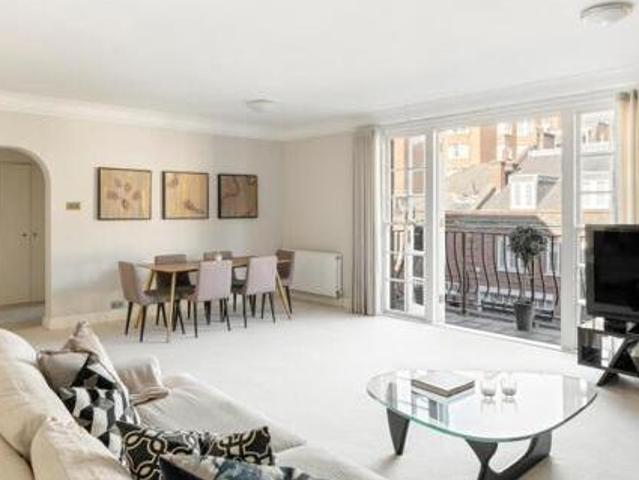 Reeves Mews, London, 2 Bedroom Flat
