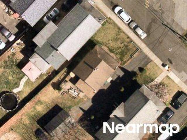 Reed Ave