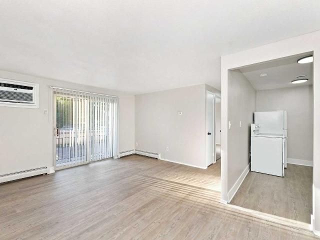 Reed Park Apartments 2 Bedroom Apartment for Rent at 2303 Forestdale Ave, Cleveland, OH 44109 Brooklyn Centre