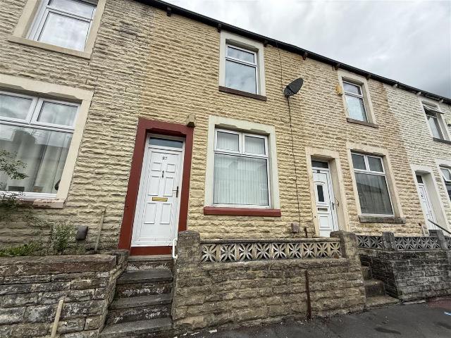 Reed Street, Burnley BB11, 2 bed terraced house to rent, £650 pcm | PrimeLocation