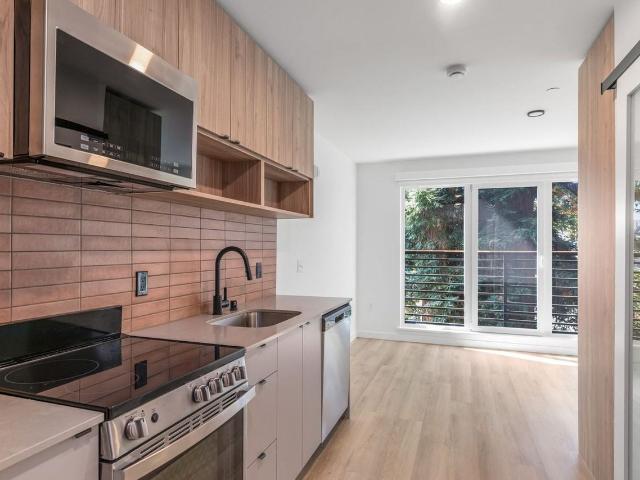 Reed Studio Apartment for Rent at 4015 Stone Way N, Seattle, WA 98103 Fremont