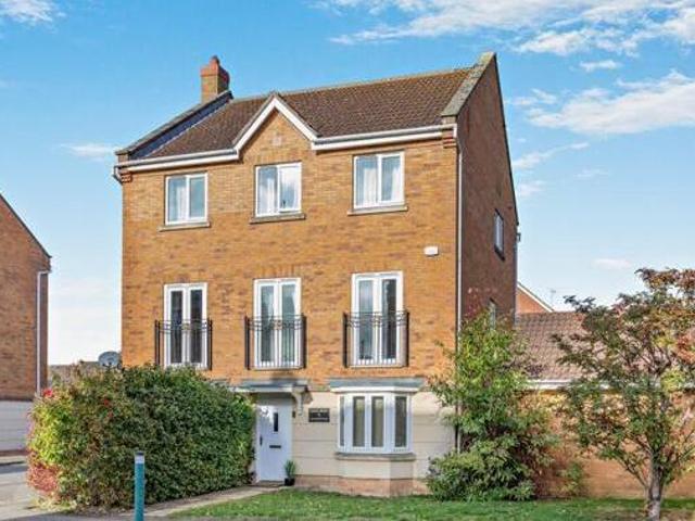 Reedland Way, Hampton Vale, 4 Bedroom Detached