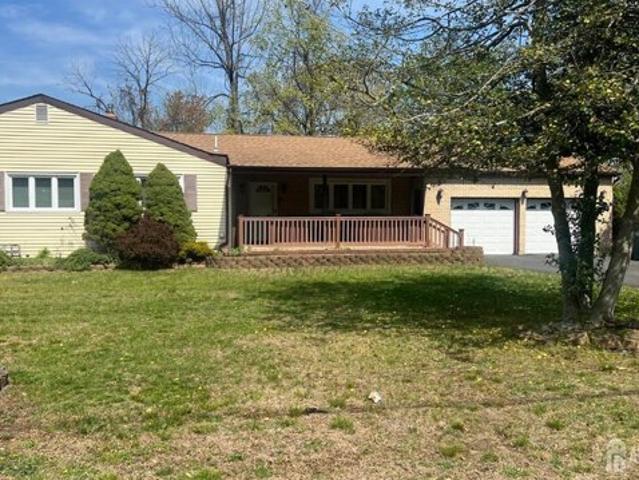 Reeds Rd, Tinton Falls, Home For Sale
