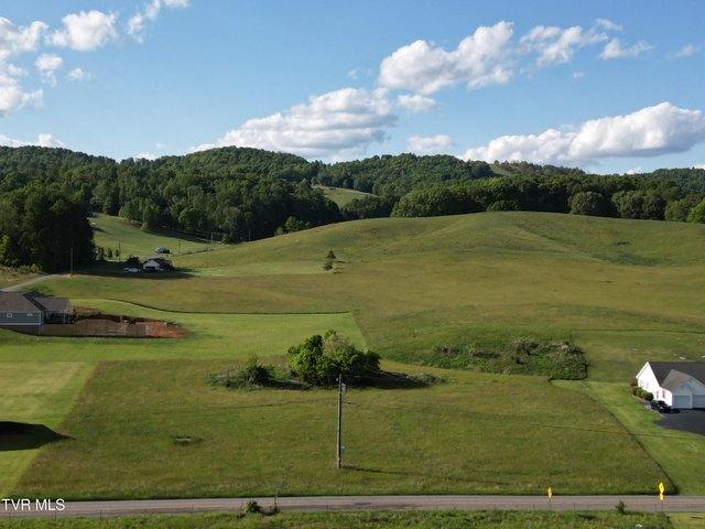 Reedy Creek Rd, Abingdon, VA 24210