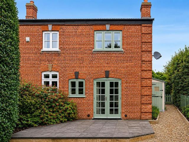 Reepham NR10, 2 bed cottage to rent, £1,000 pcm | PrimeLocation