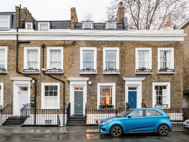 Rees Street, London N1, 3 bed flat to rent, £9,000 pcm | PrimeLocation