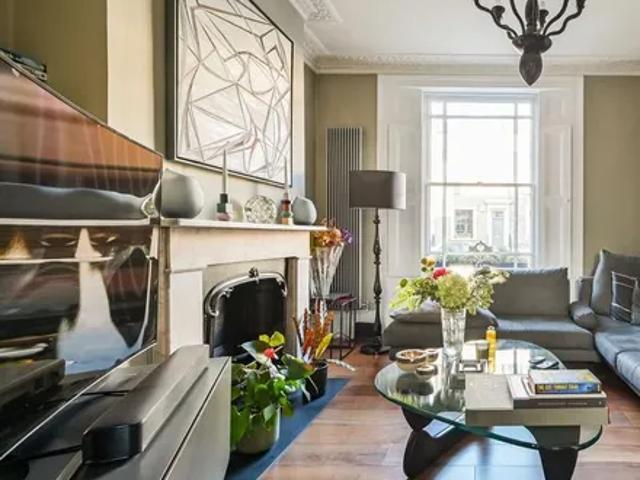 Rees Street, London, N1 7AL, United Kingdom | 3 bed house for rent #167383183 | Rentberry