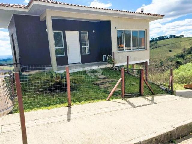 Refúgio no Vale dos Vinhedos Casa 3 dormitórios 1 suíte semi mobiliada
