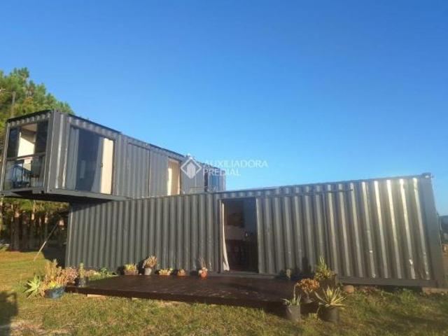 Refúgio exclusivo à beira da Lagoa dos Patos | Casa em Container | Vista incrível