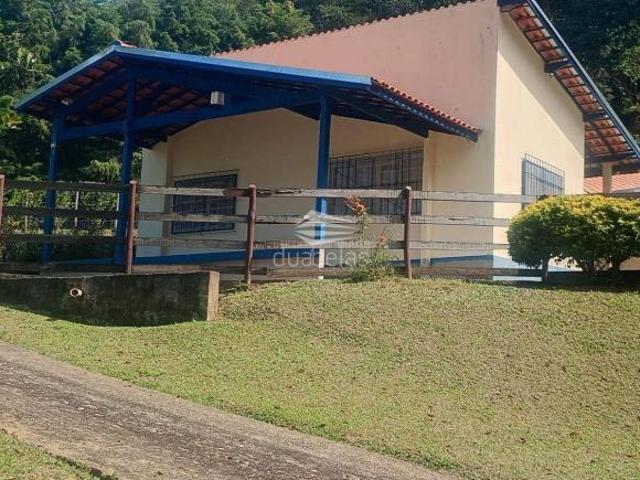 Refúgio Particular com Vista para a Represa em Paraibuna