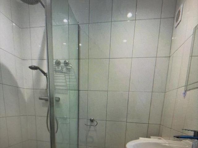 Refurbished 1 bed flat