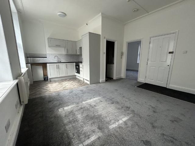 Refurbished One Bedroom Apartment for Rent in Town Centre