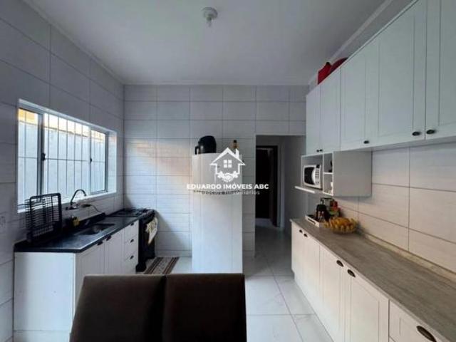 REF: 10699 Casa Padrão para Venda, 2 dorm s, 3 vaga s, 106 m²