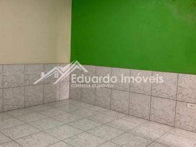 REF 1240. Casa salão para venda. 1 dormitório. 4 vagas. Ótima localização
