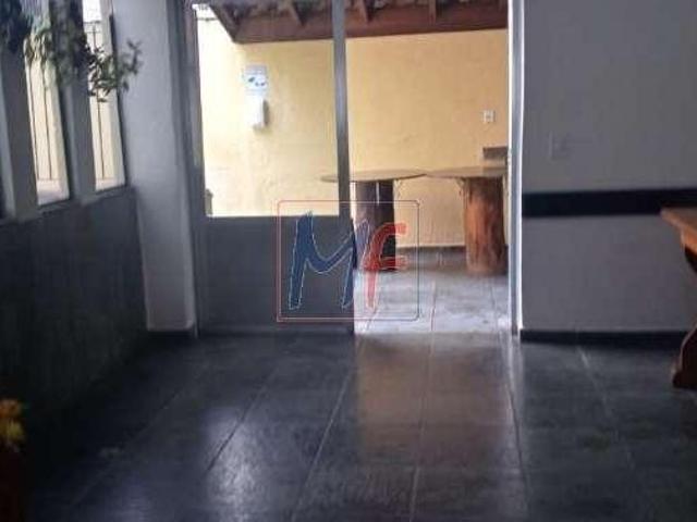 REF: 13.363 Belo apartamento no bairro Vila Domitila, de esquina com o supermercado Semar, 2 dorms