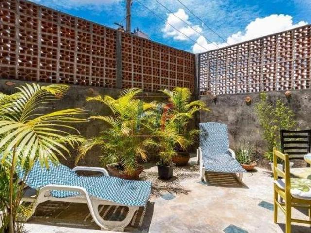 REF: 14.436 Excelente Sobrado na Pompéia, com 180m², 3 dormitórios, sala ampla, copa, cozinha, 4 b