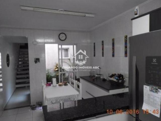 REF 3087. 3 dormitórios. 1 suíte. 2 vagas na garagem. Churrasqueira. Vila Linda Santo André