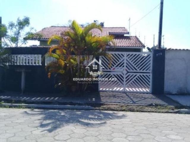 REF 4580. 3 dormitórios. 2 vagas na garagem Vila Romar Peruíbe