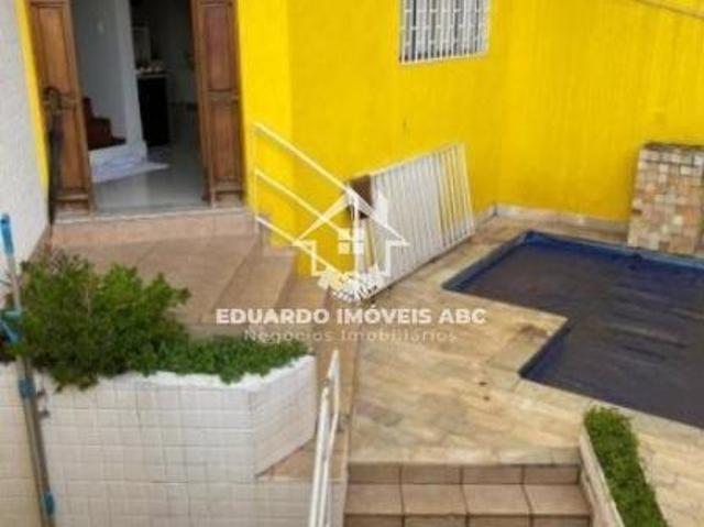 REF 4734. 2 dormitórios. 3 vagas na garagem. Piscina Nova Petrópolis SBC