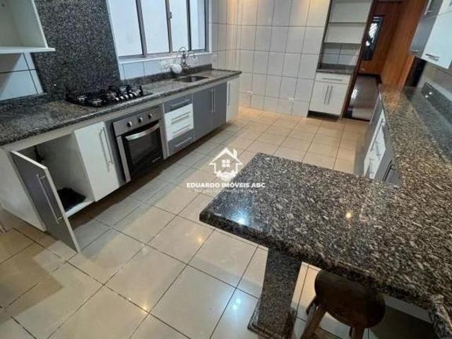 REF 4879. 4 dormitórios. 4 banheiros. 2 vagas Vila Nogueira Diadema. Excelente oportunidade!