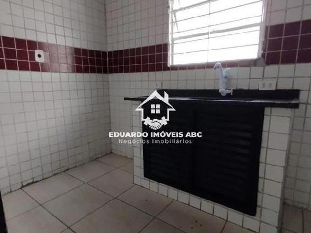 REF:5419. Casa Térrea para Venda no bairro Fundação, 2 dorm, 2 vagas, 80 m. Ótima localização