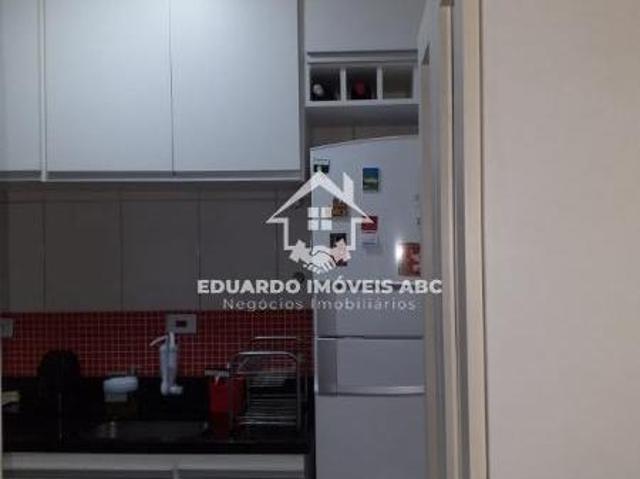 REF 6117. Apto para Venda. 2 dormitórios. 1 vaga de garagem. Ótima localização