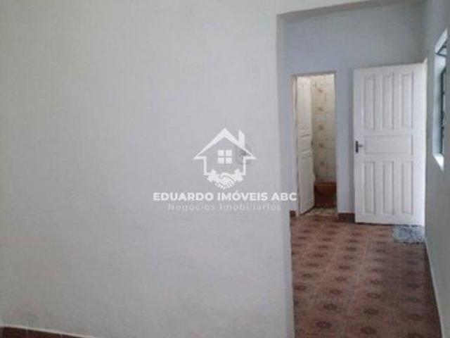 REF 6219 3 Casas no quintal. Ótima localização Santo André. Excelente oportunidade!