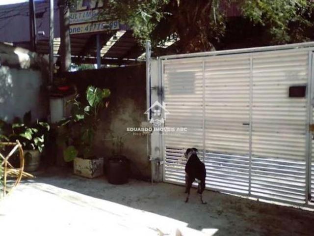 REF. 8691Casa Assobradada para Venda no bairro Rudge Ramos, 2 dorm. Ótima oportunidade!
