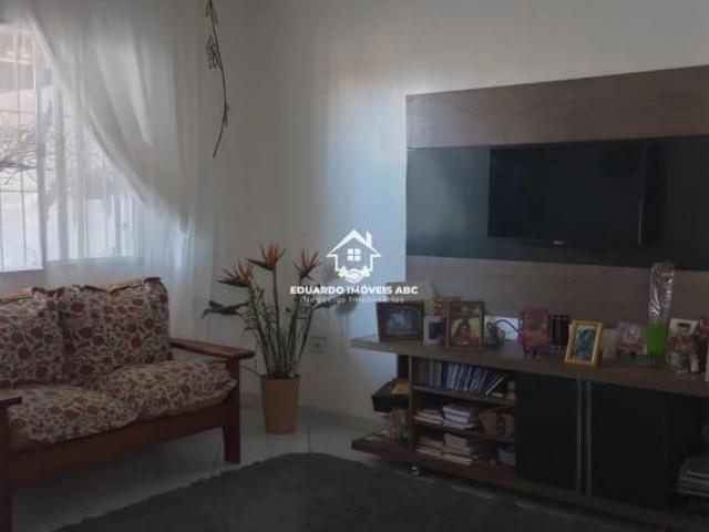 REF:9801. Casa Casa Padrão para Venda, 3 dorm s, 1 suite s, 2 vaga s. Excelente oportunidade!