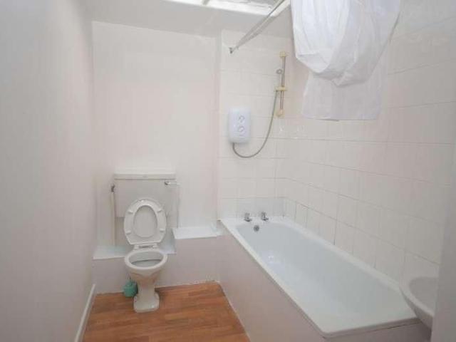 |ref: |, London Road, Southampton, SO15