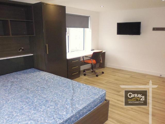|Ref: R152066|, Andromeda House, Southampton Street, Southampton SO15, Studio to rent, £895 pcm | PrimeLocation