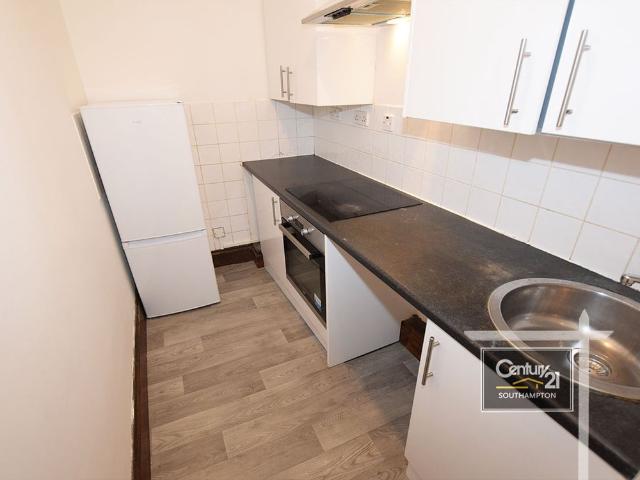 |Ref: R152019|, Hanover Buildings, Southampton SO14, 2 bed flat to rent, £1,150 pcm | PrimeLocation